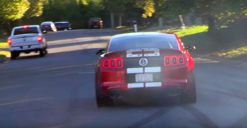 Big power, big problems: Shelby GT500 gets wrecked - Coolfords